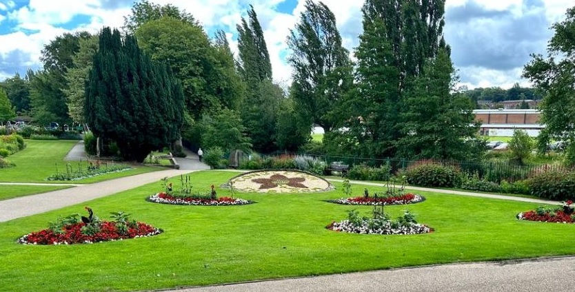 Congleton Park gets ready to take part in ‘Love Parks Week’ - Moorlands ...